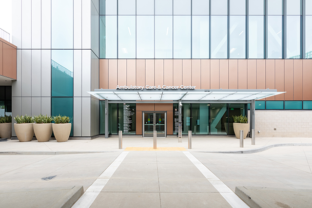 Chao Family Comprehensive Cancer Center and Ambulatory Care building ...