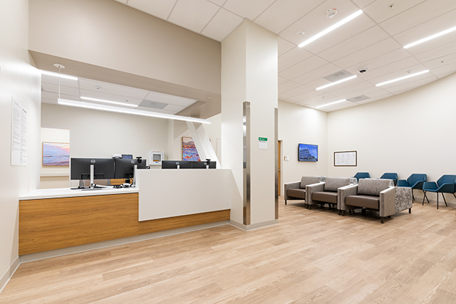 Chao Family Comprehensive Cancer Center and Ambulatory Care building ...